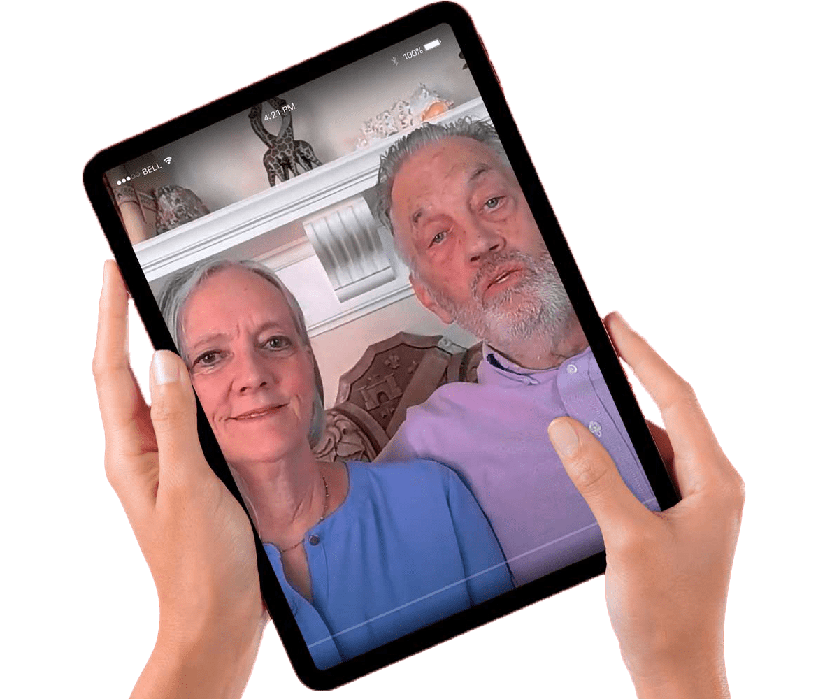hands-holding-tablet-free-course - Resilient Child